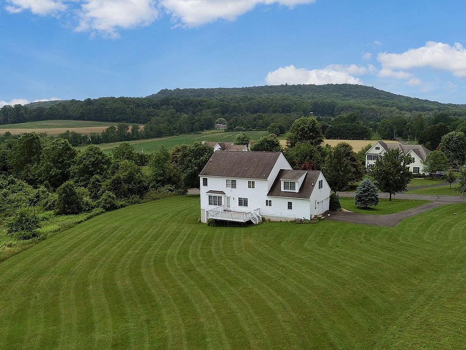 115 Country Side Dr, Kintnersville, PA 18930 | Zillow