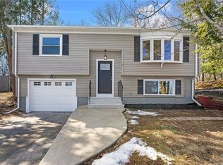 50 Rosemont Ave, Johnston, RI 02919 | MLS #1378435 | Zillow