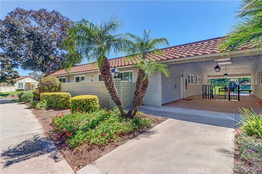3167 Via Vis Unit Q, Laguna Woods, CA 92637 | Zillow