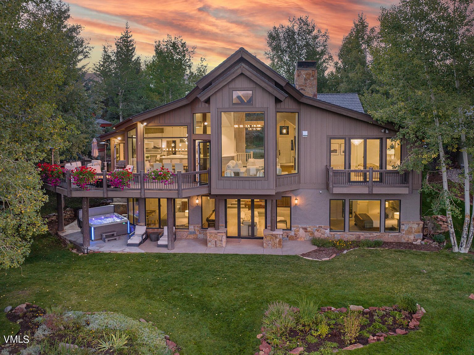 109 Saddle Ridge Loop, Edwards, CO 81632 | Zillow