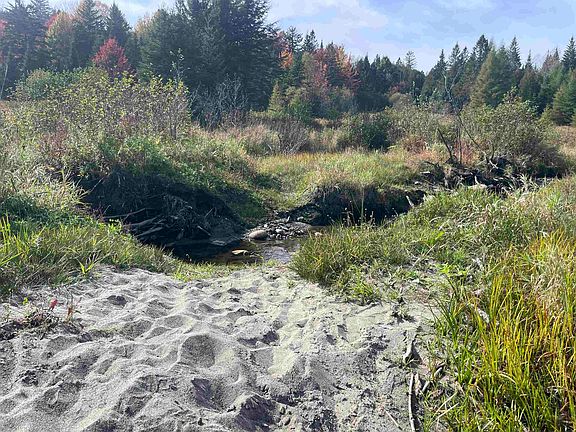 6847 VT Route 122, Sheffield, VT 05866 | Zillow