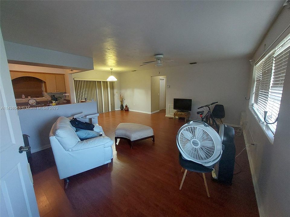 7941 NW 14th St, Pembroke Pines, FL 33024 | Zillow