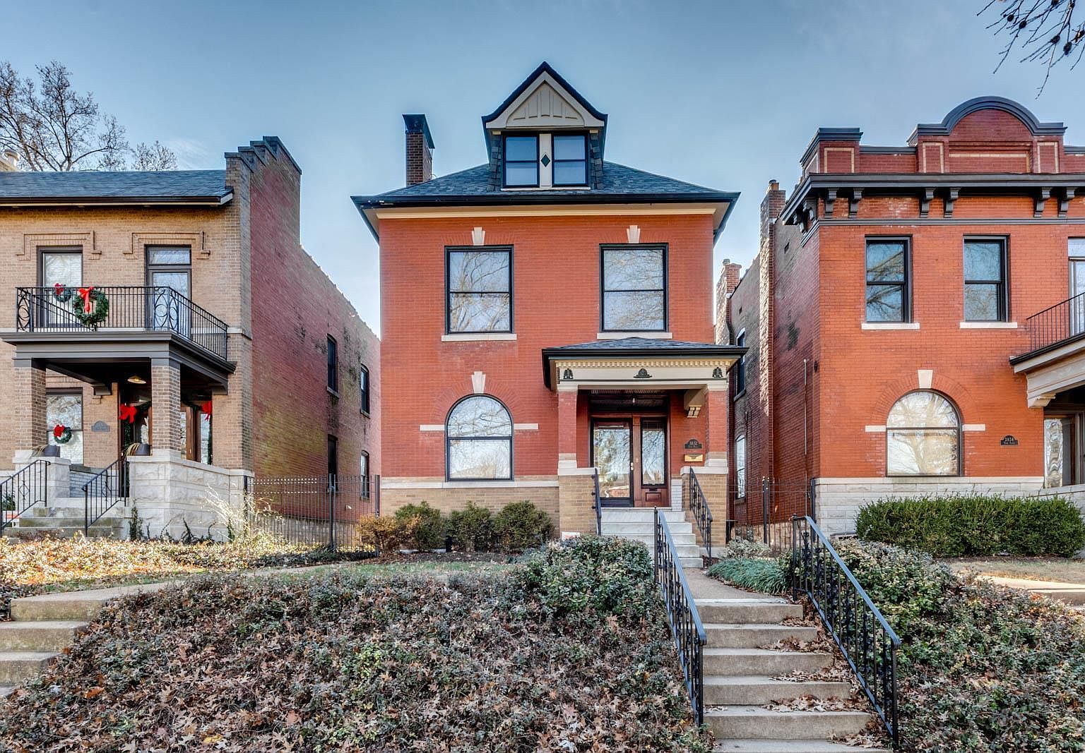 3832 Utah Pl, Saint Louis, MO 63116 | Zillow