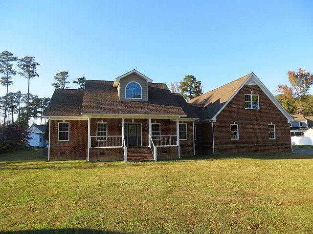 20 Stuart Cir, Weldon, NC 27890 | Zillow