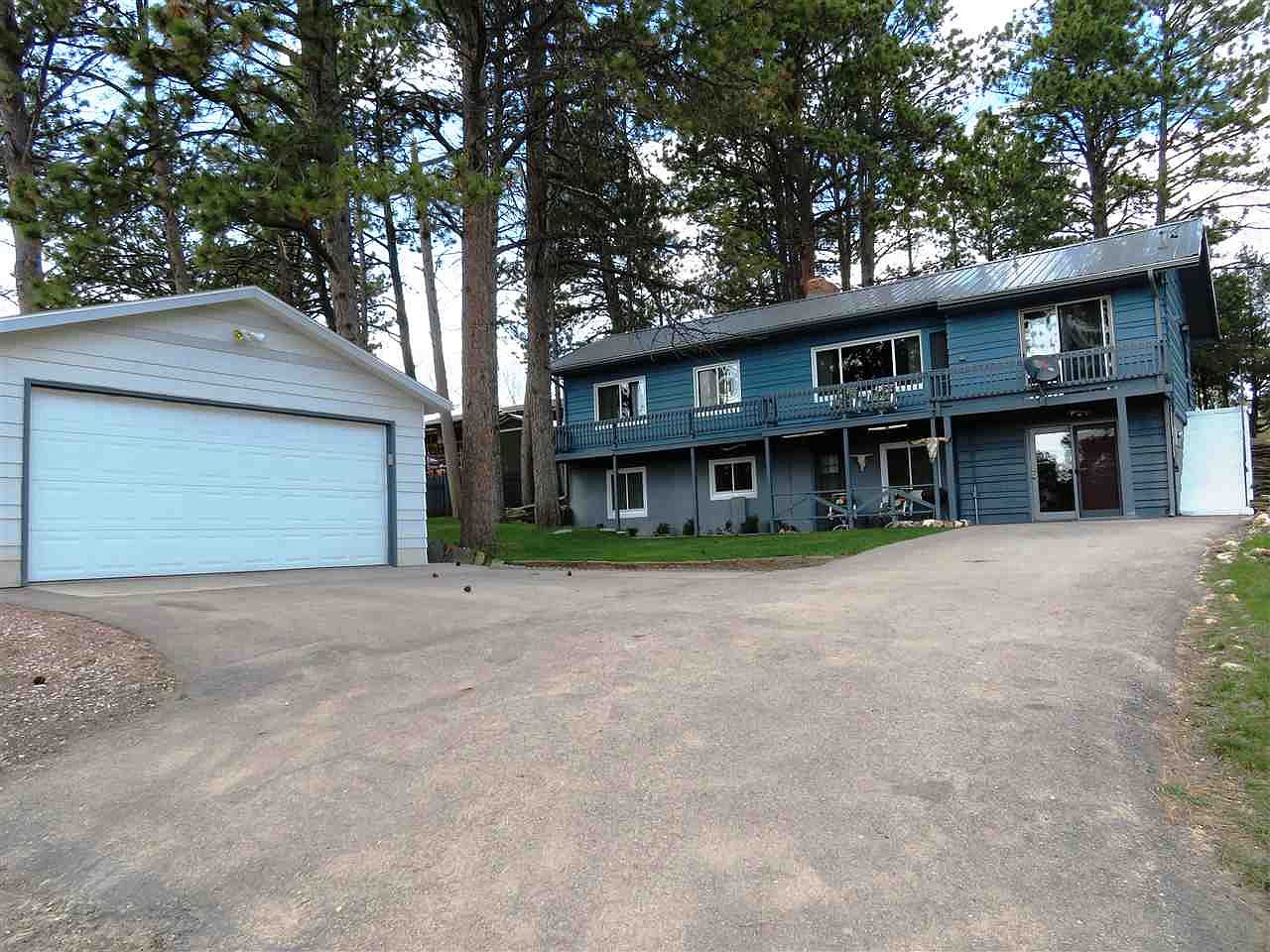 418 Clay St, Custer, SD 57730 | Zillow