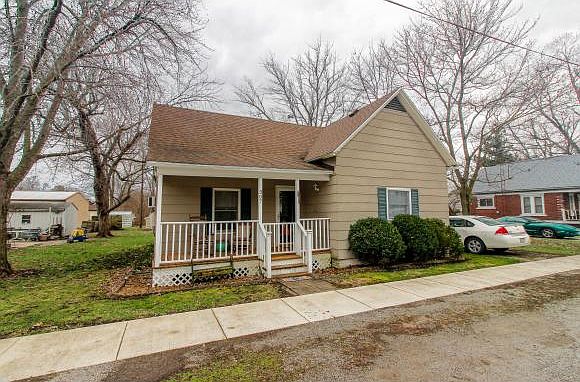 307 W Walnut St, Ashmore, IL 61912 | Zillow
