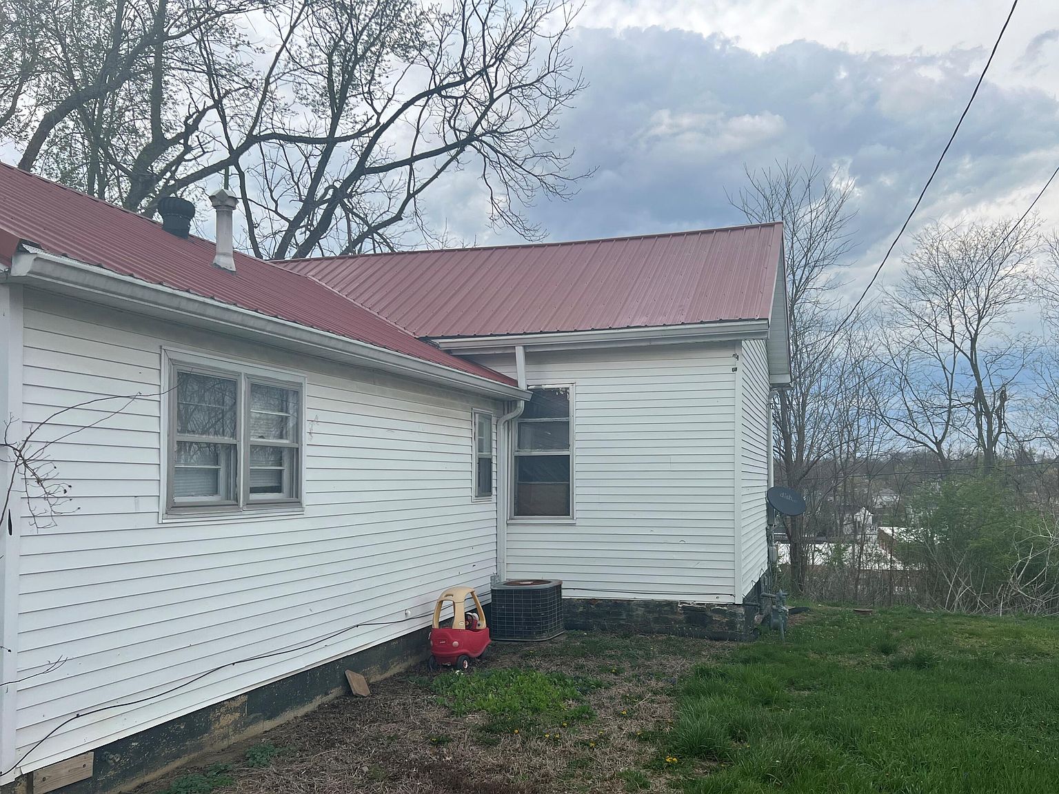 103 Rayne St, Carlisle, KY 40311 | MLS #23005949 | Zillow