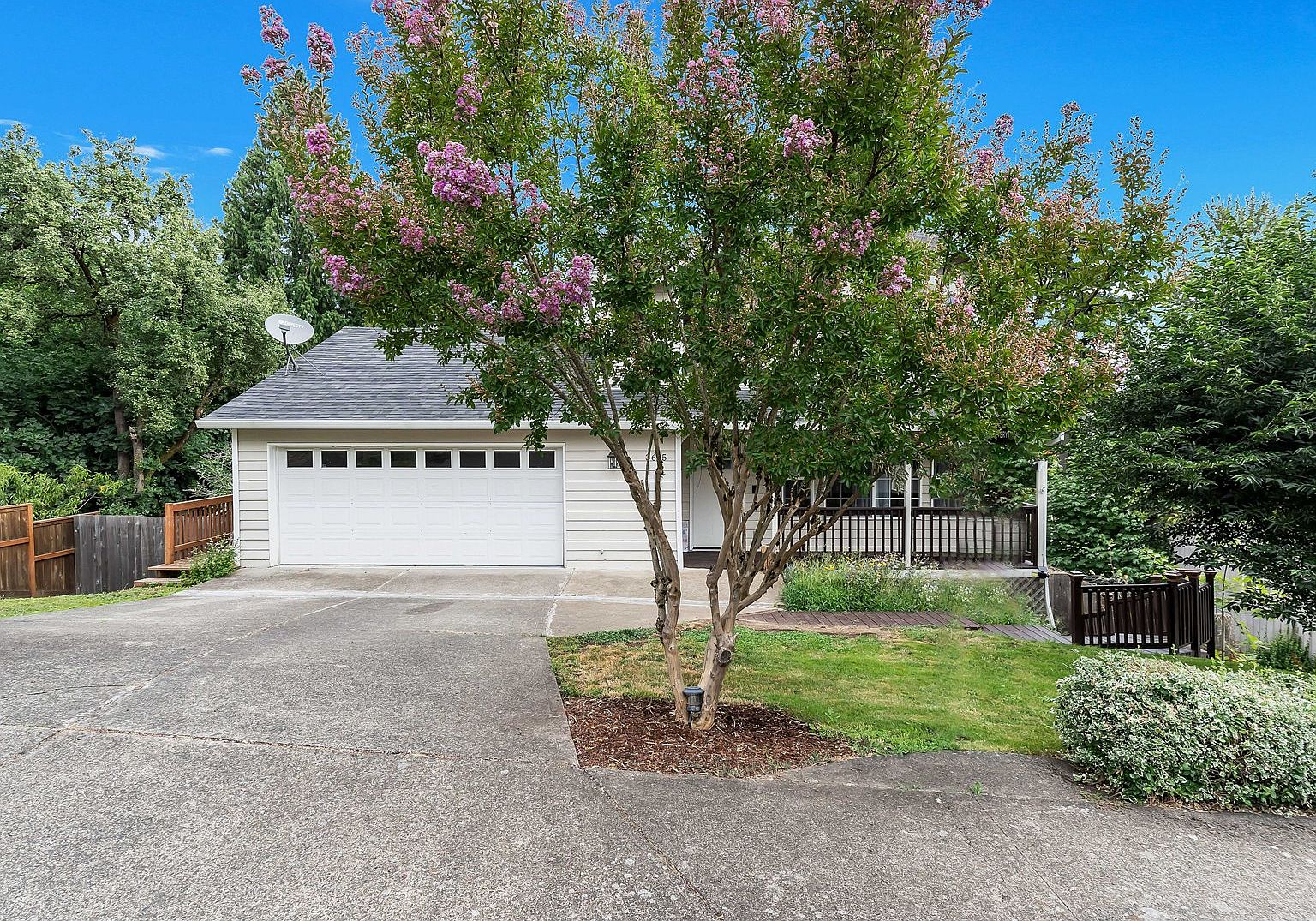 3615 SE Grogan Ave, Milwaukie, OR 97222 | MLS #23075070 | Zillow