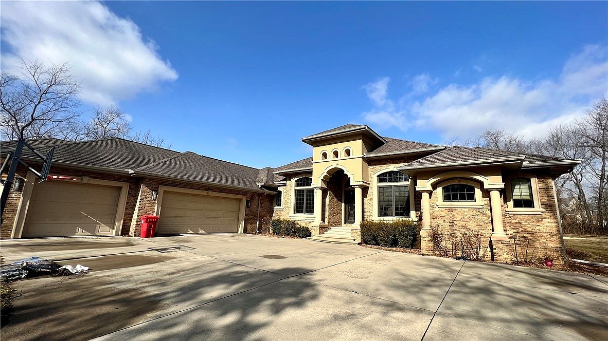 6362 Autumn Rdg, Decatur, IL 62521 | Zillow