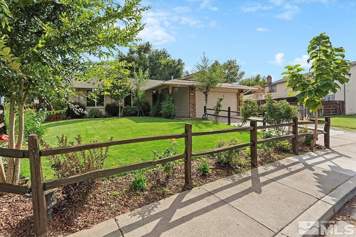 2912 Springland Dr, Sparks, NV 89434 | Zillow