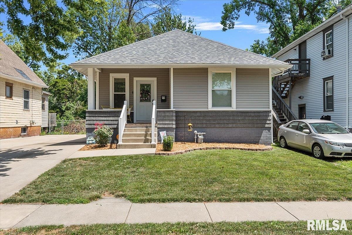 1816 S Spring St, Springfield, IL 62704 | Zillow
