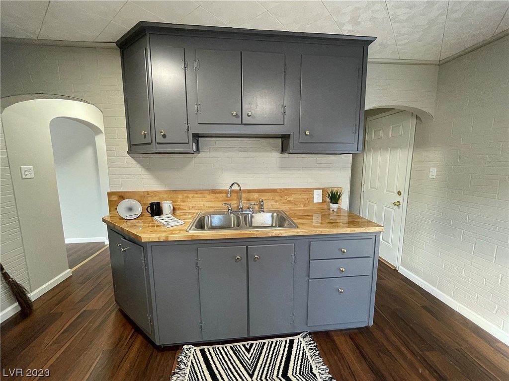 370 Parker Ave, Ely, NV 89301 | MLS #2530008 | Zillow