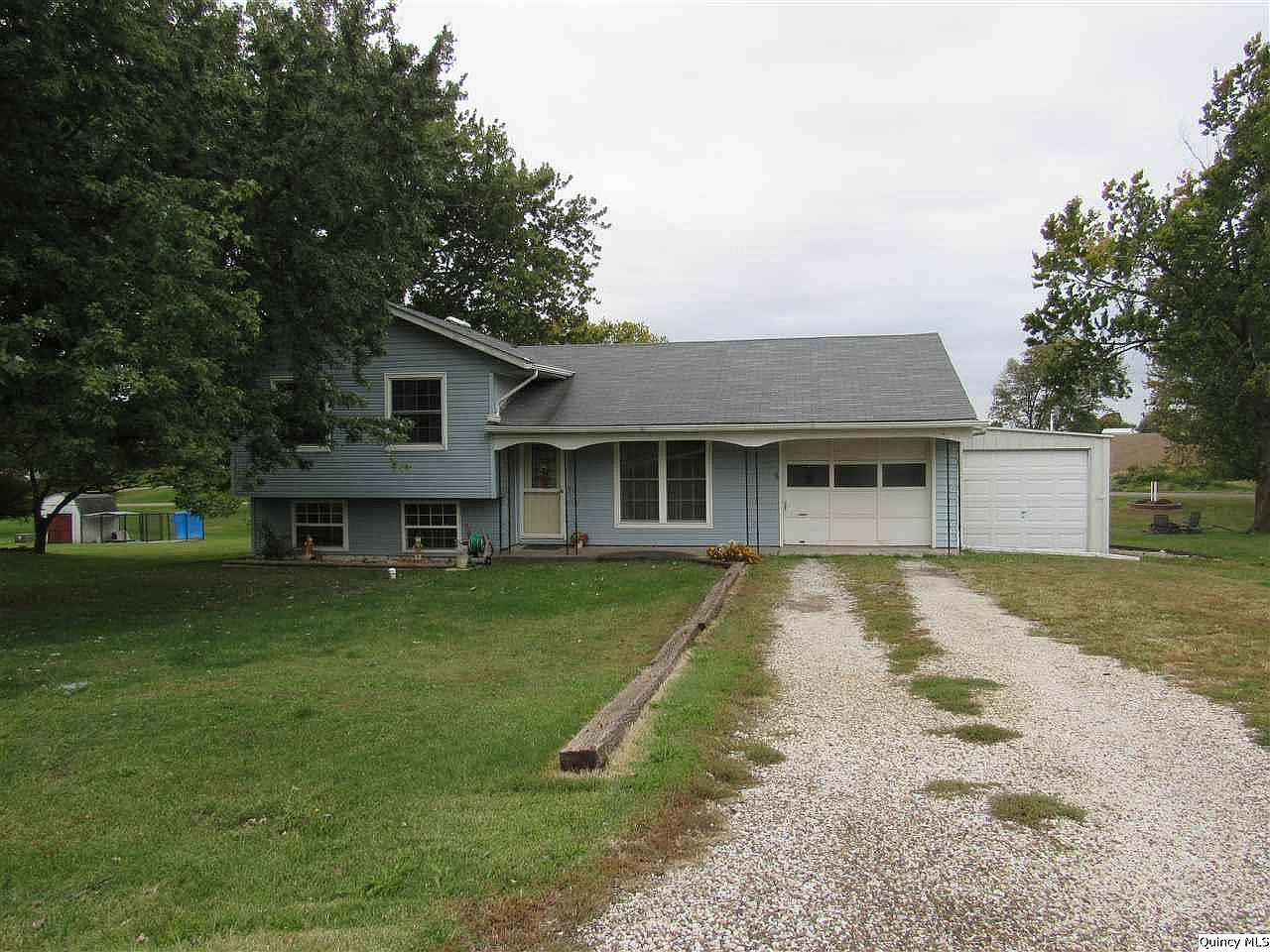 316 Willow St, Payson, IL 62360 | Zillow