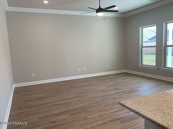 211 Wild Cherry Ln, Lafayette, LA 70508 | Zillow