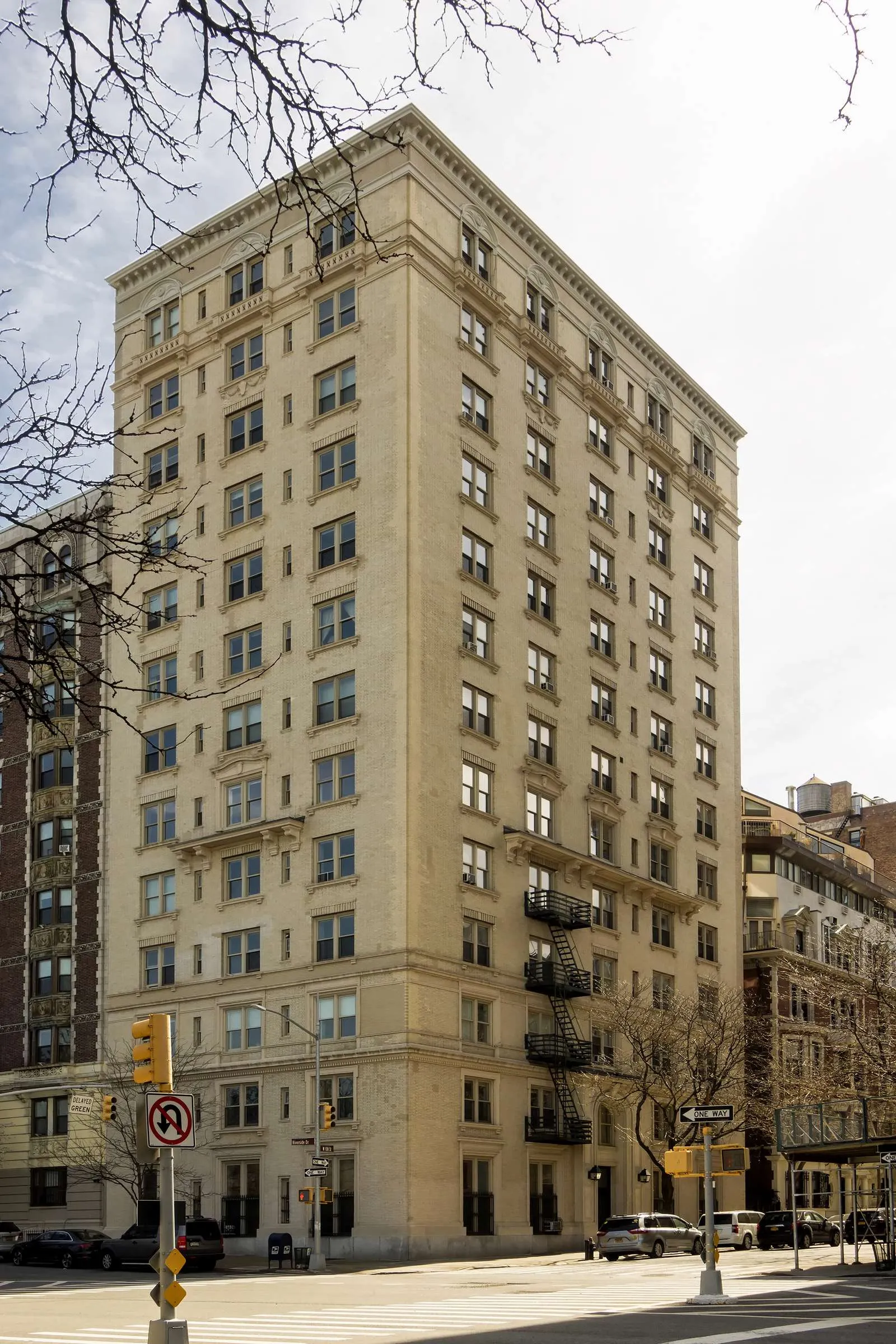 The Rutheford at 360 Riverside Drive in Upper West Side : Sales ...