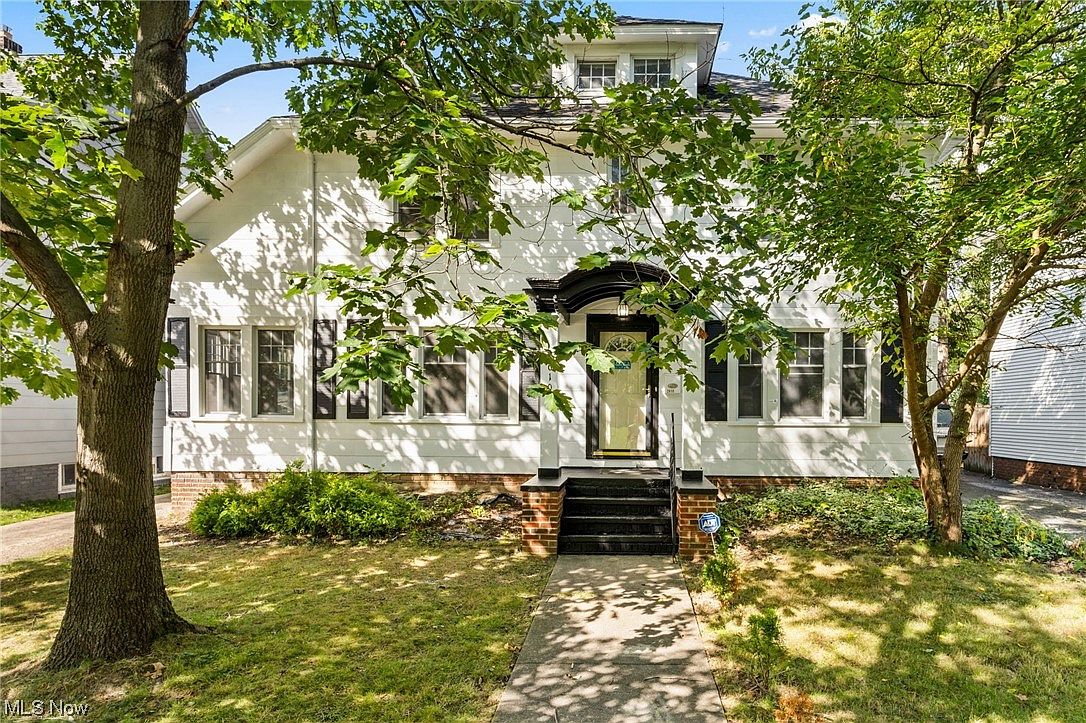 2610 S Taylor Rd, Cleveland Heights, OH 44118 | MLS #4490428 | Zillow