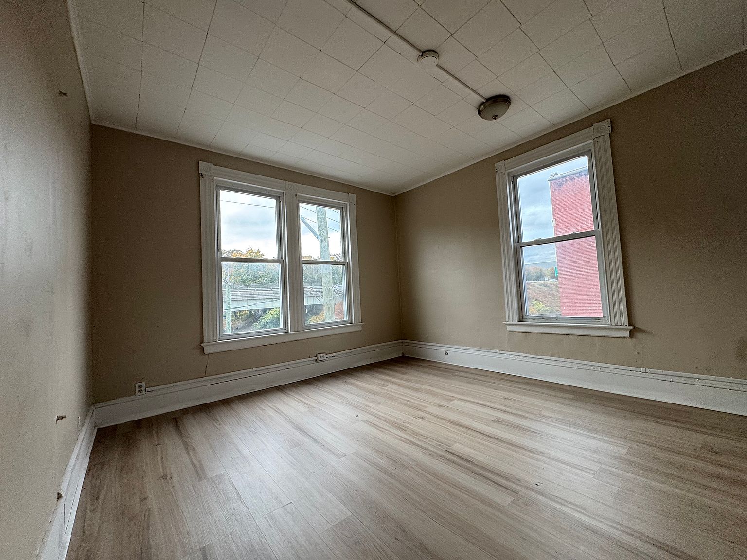 205 S Leonard St APT 3N, Waterbury, CT 06708 | Zillow
