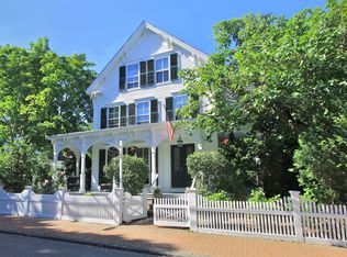 96 Main St, Edgartown, MA 02539 | Zillow