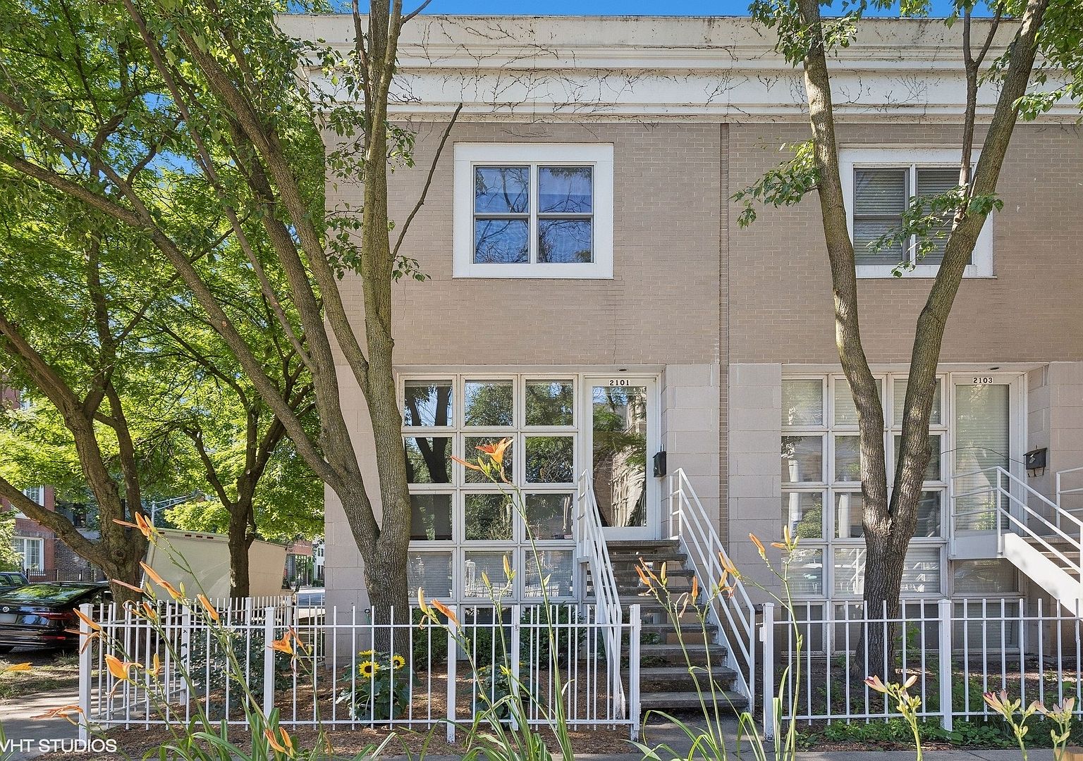 2101 W Webster Ave, Chicago, IL 60647 | Zillow