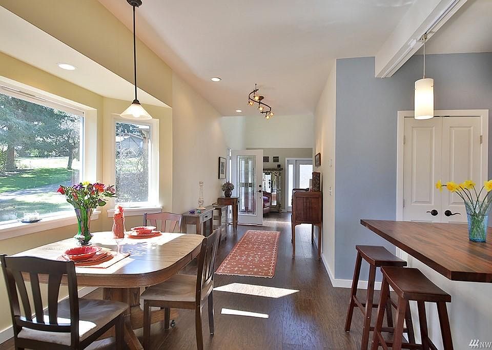 7184 Maxwelton Rd #B, Clinton, WA 98236 | Zillow