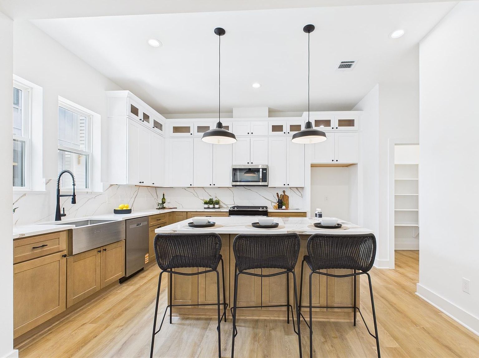 1631 Beall St, Houston, TX 77008 | MLS #52201670 | Zillow