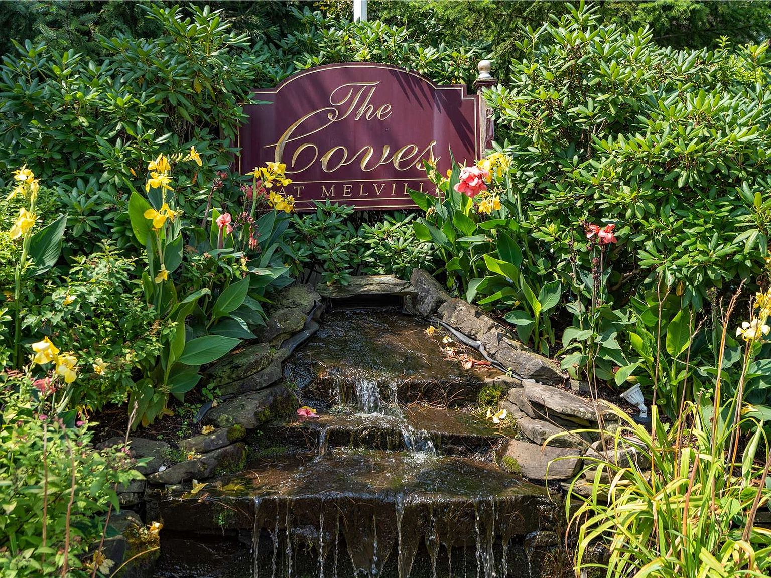 3 Morley Circle UNIT 3, Melville, NY 11747 | Zillow