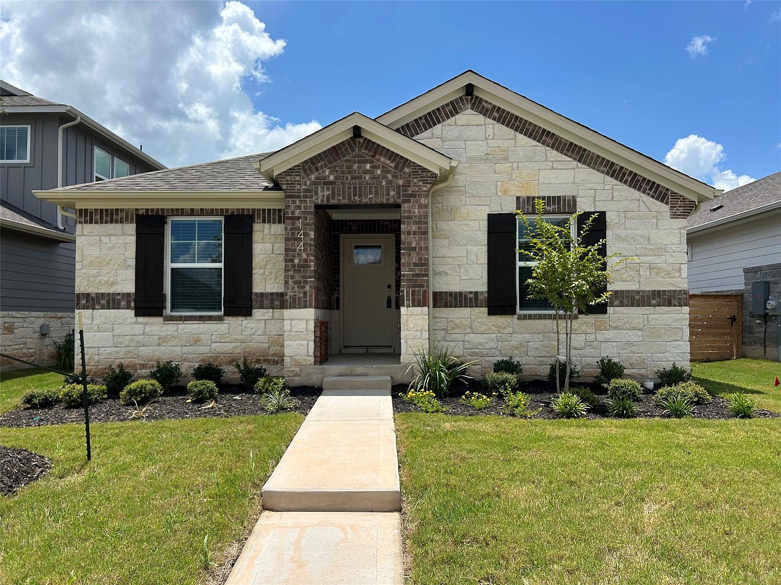 144 Zinnia Ln, Hutto, TX 78634 | Zillow