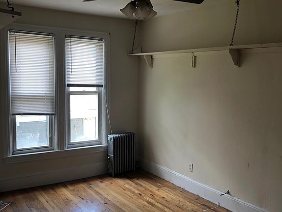 30 Dean St APT 3, Attleboro, MA 02703 | Zillow