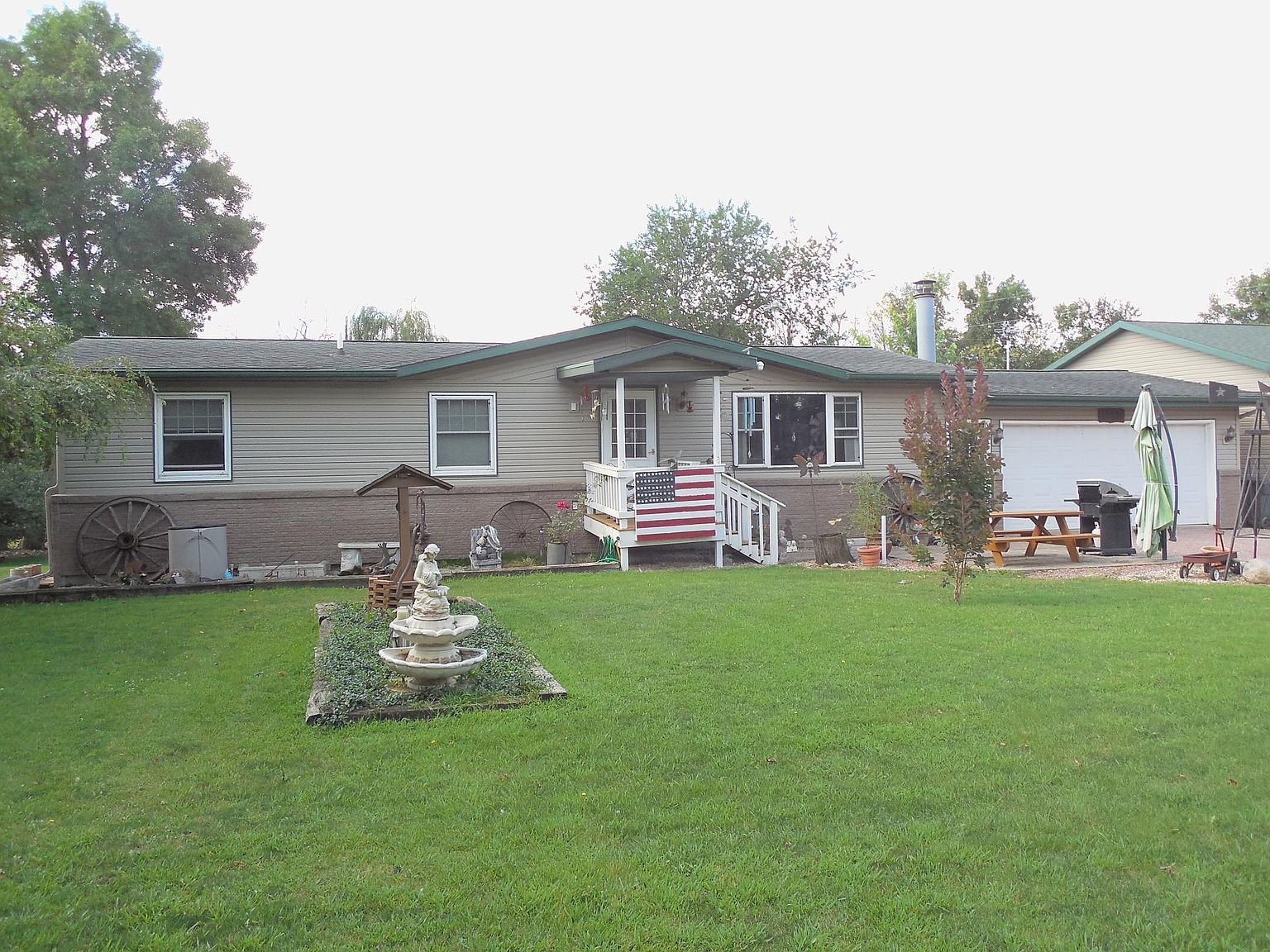 1 Lime Lake Dr, Avoca, MN 56114 | MLS #6781948 | Zillow