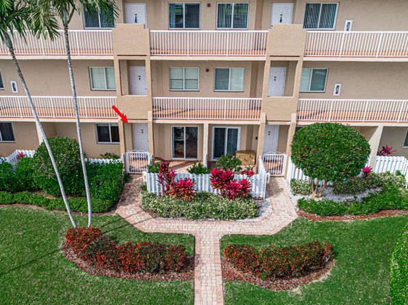 Kings Point - Tamarac FL Real Estate - 87 Homes For Sale | Zillow