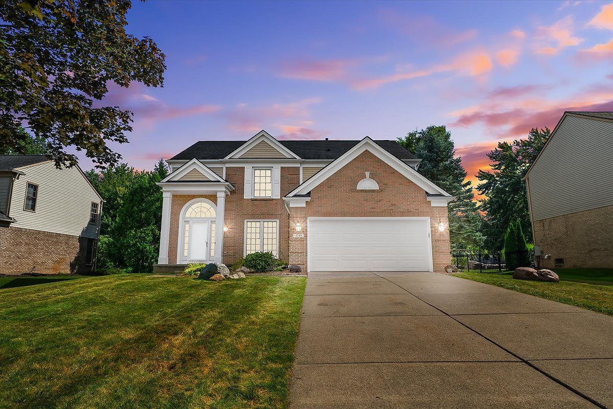 5749 Cherry Ln, West Bloomfield, MI 48324 | Zillow