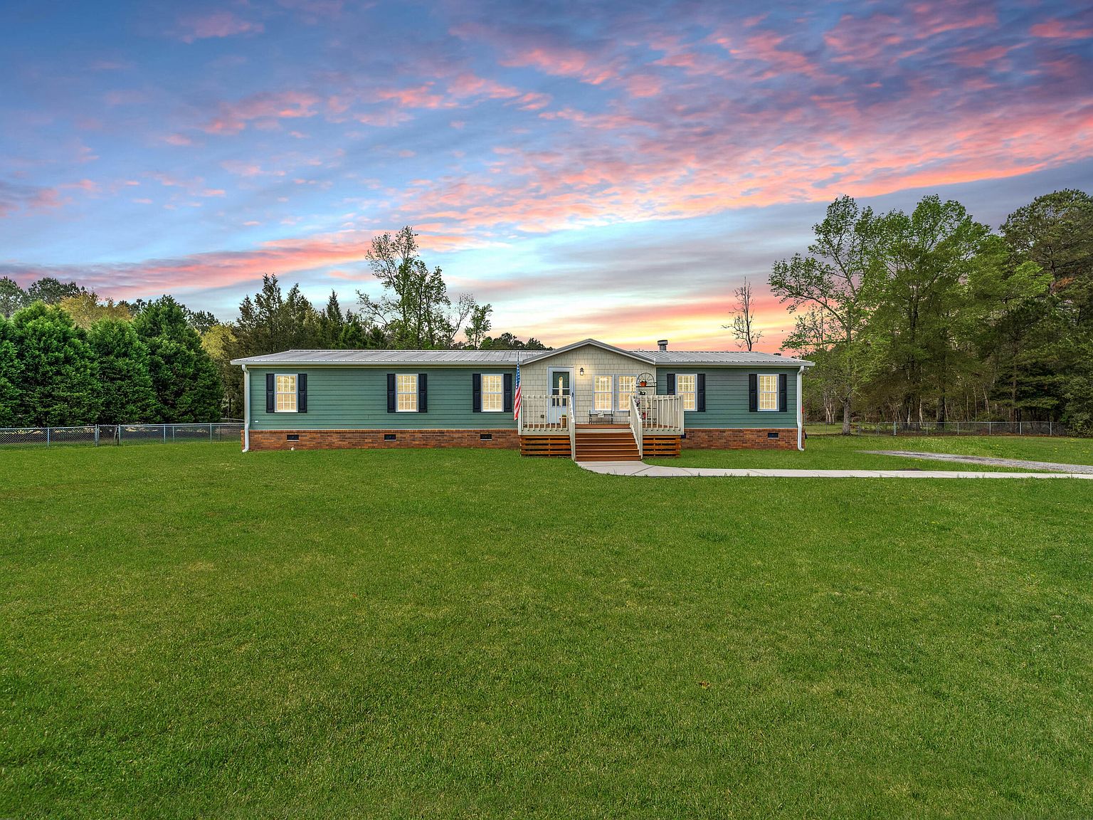 109 W Cotton Patch Ln, Bonneau, SC 29431 | Zillow