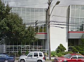 300 Old Country Rd Mineola NY | Zillow