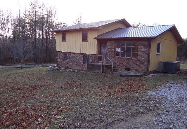 3575 Mooneyham Lonewood Rd, Spencer, TN 38585 | Zillow