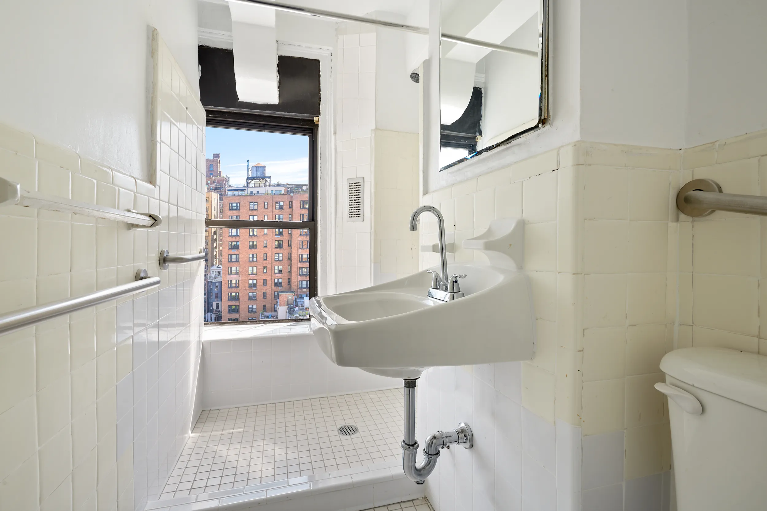 33 Riverside Drive #15E1 in Upper West Side, Manhattan | StreetEasy