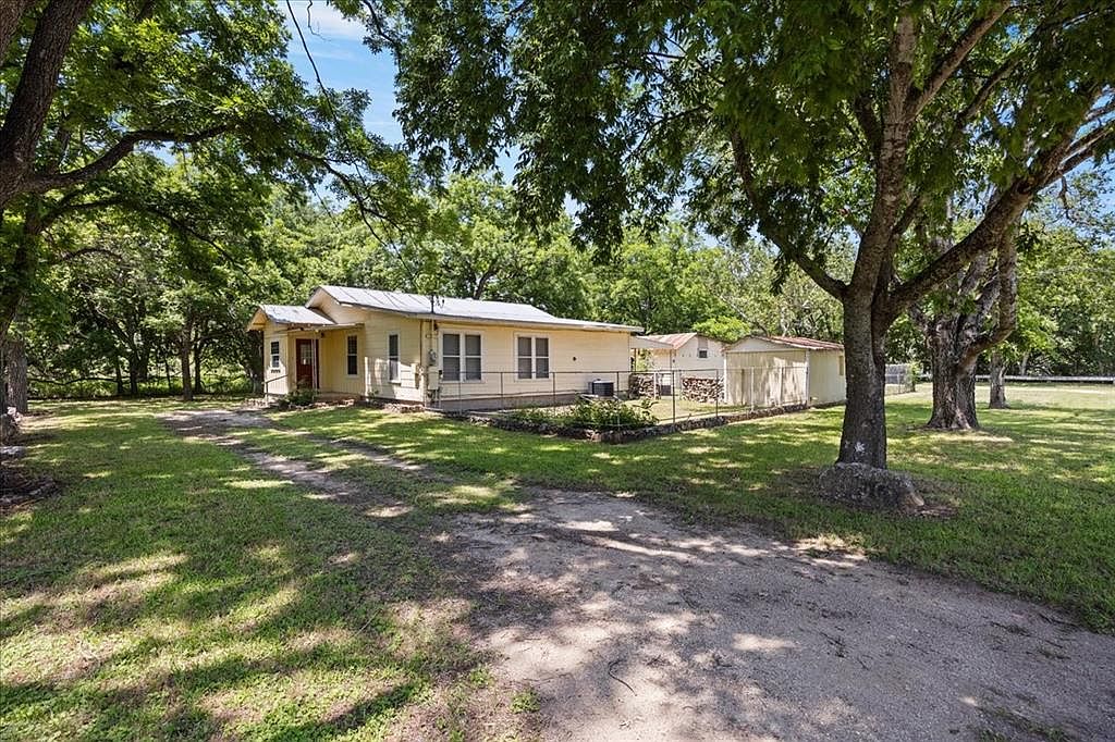 850 SE Ewelling Ln, New Braunfels, TX 78130 | MLS #1932767 | Zillow