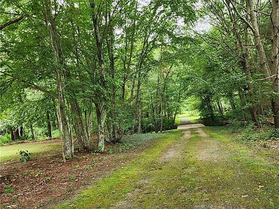 138 N Bride Brook Rd E, East Lyme, CT 06333 | MLS #170594318 | Zillow