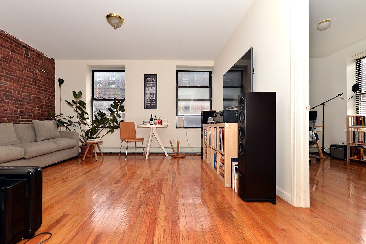 81 Rivington St APT 4C, New York, NY 10002 | Zillow