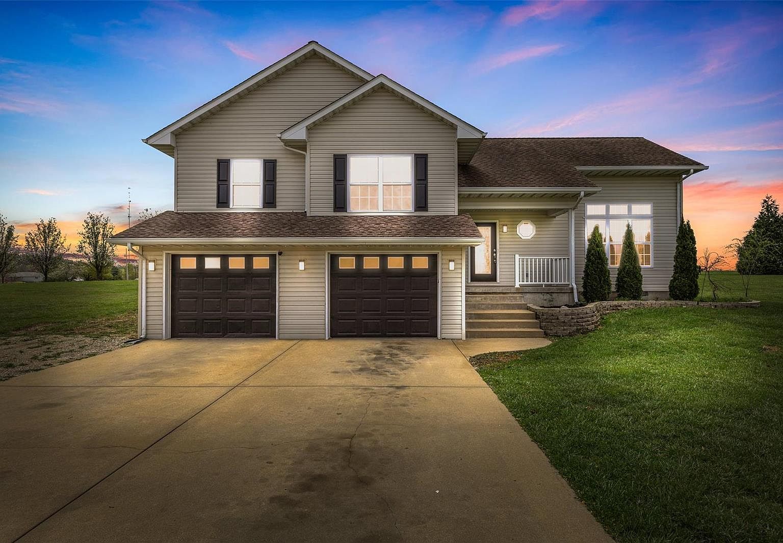 109 Sunset Ct, Farmington, MO 63640 | Zillow