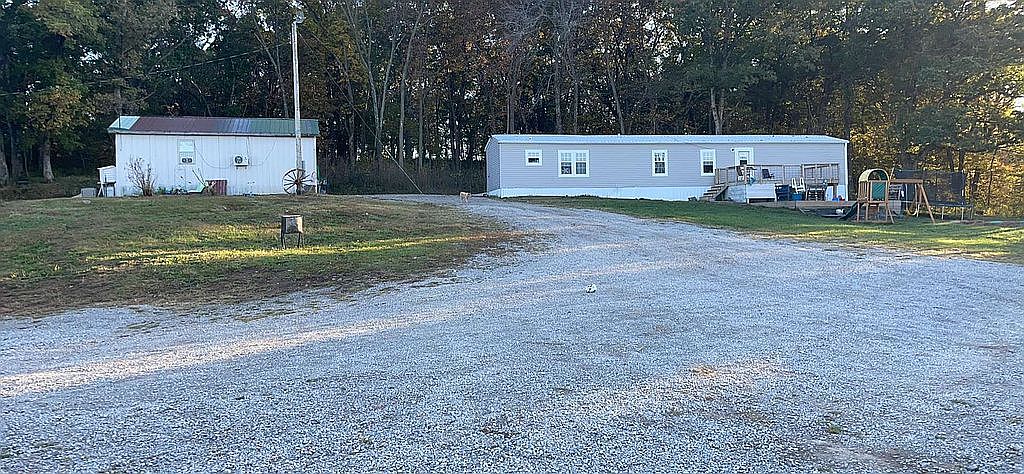 24035 163rd Ave, Numa, IA 52544 | Zillow