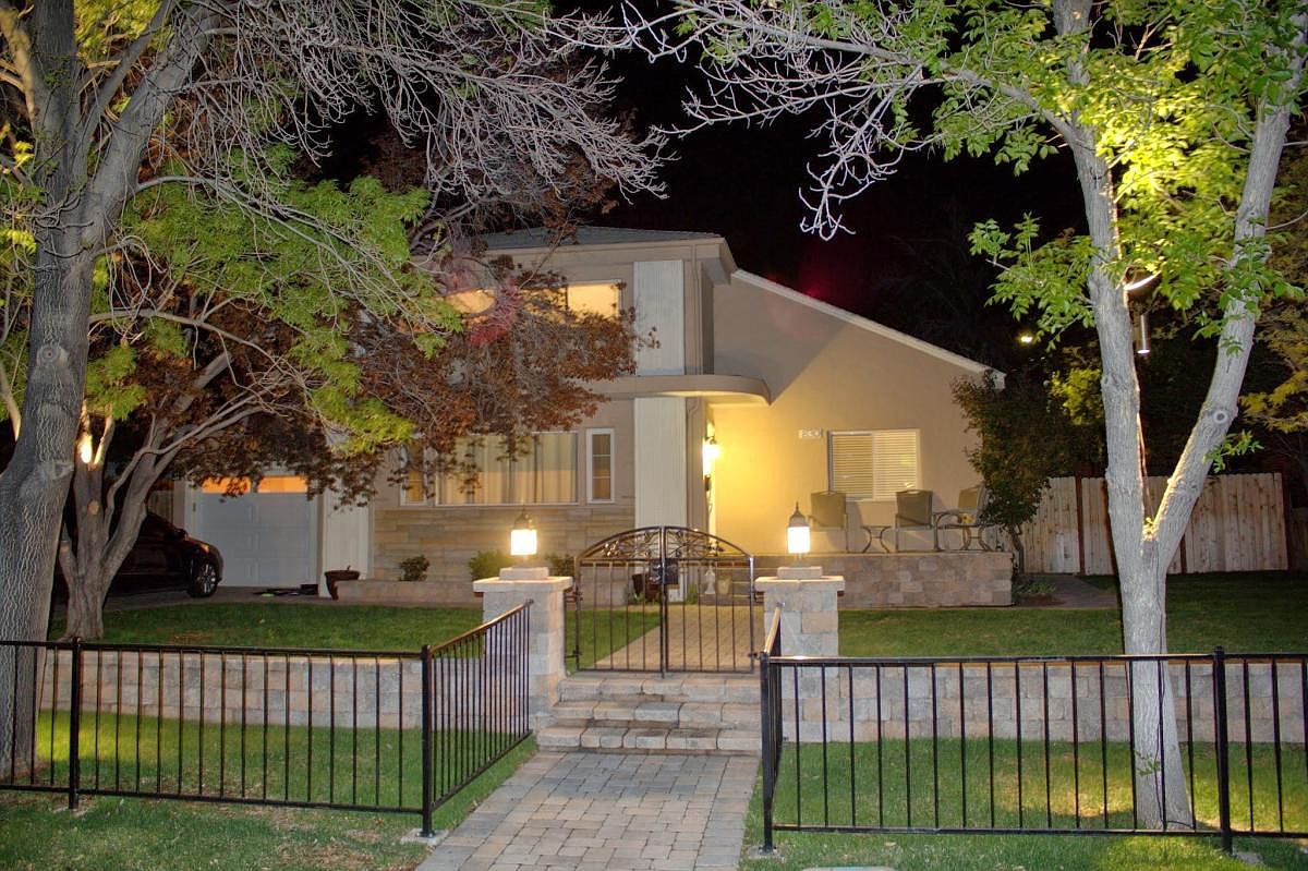 830 Whitaker Dr, Reno, NV 89503 | Zillow