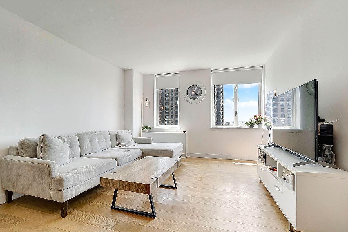 225 Rector Pl APT 17F, New York, NY 10280 | Zillow
