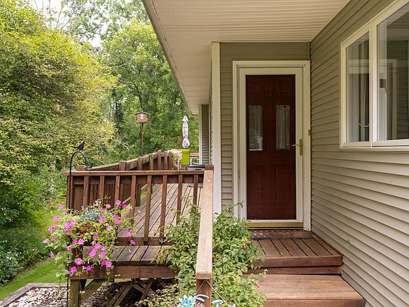 2925 Fitch Dr, Mount Pleasant, MI 48858 | MLS #1914934 | Zillow