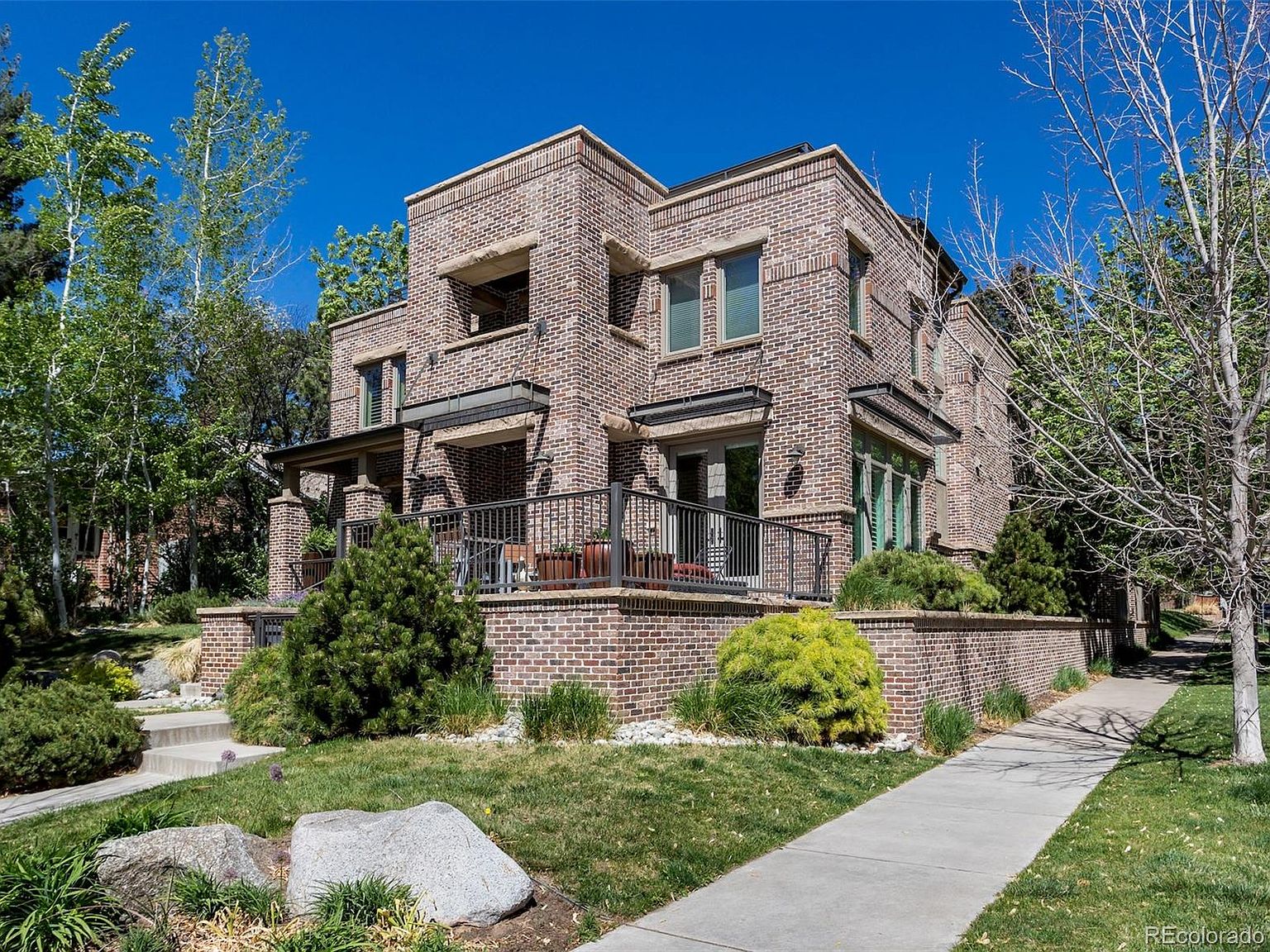 1090 S Race Street, Denver, CO 80209 | Zillow