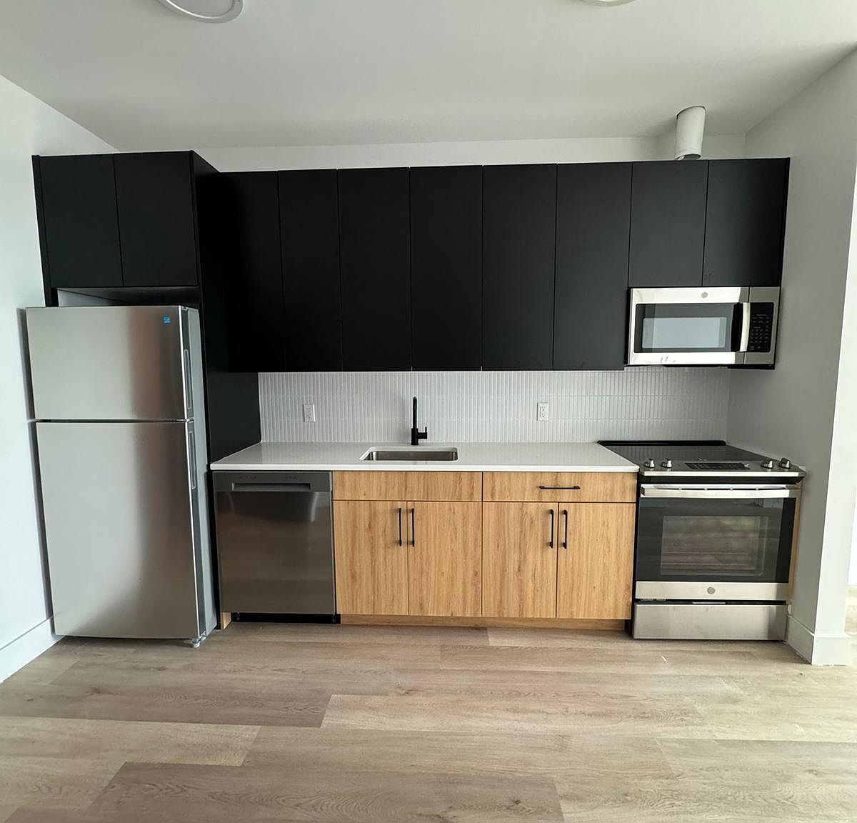 43 Madison St #201, Newark, NJ 07105 | Zillow