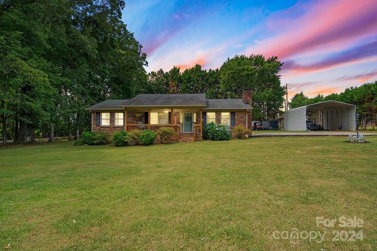 447 Ike Lynch Rd, Dallas, NC 28034 | Zillow