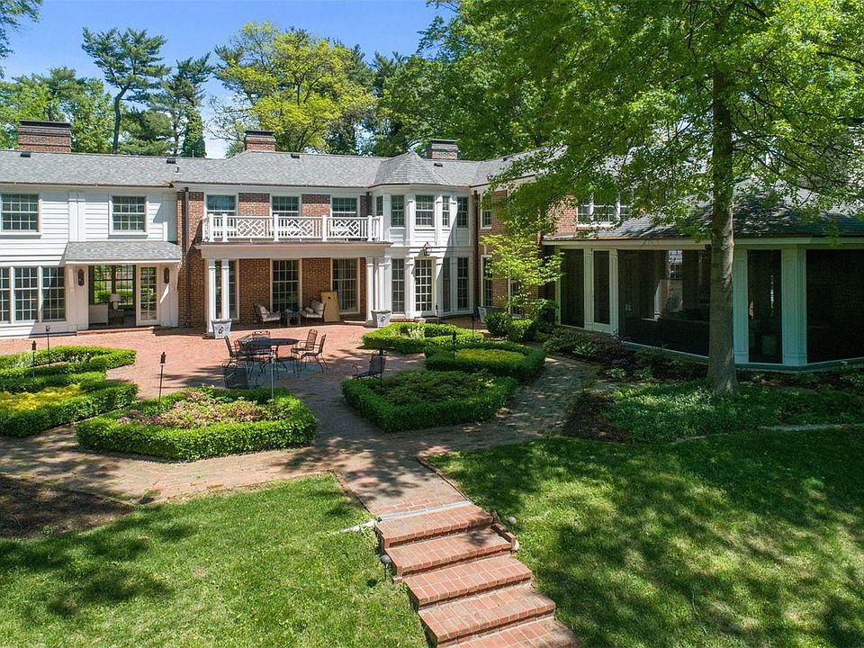 9936 Litzsinger Rd, Saint Louis, MO 63124 | Zillow