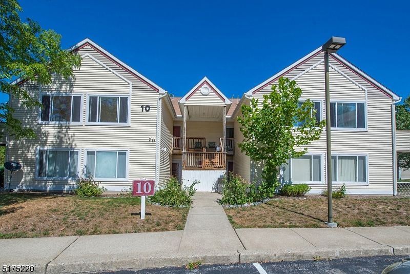 106 Falcon Ridge Way, Hamburg, NJ 07419 | Zillow