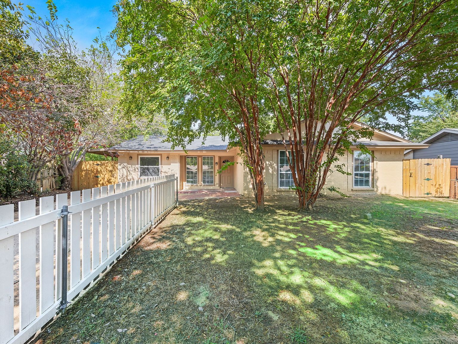 4712 Kyle Dr, Balch Springs, TX 75180 | Zillow
