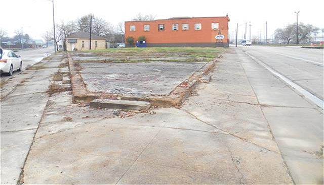 3101 Market St, Baytown, TX 77520 | Zillow